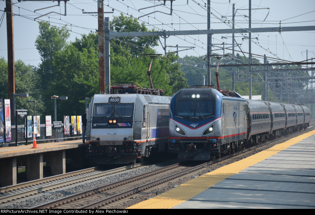 NJT 4635 and AMTK 606